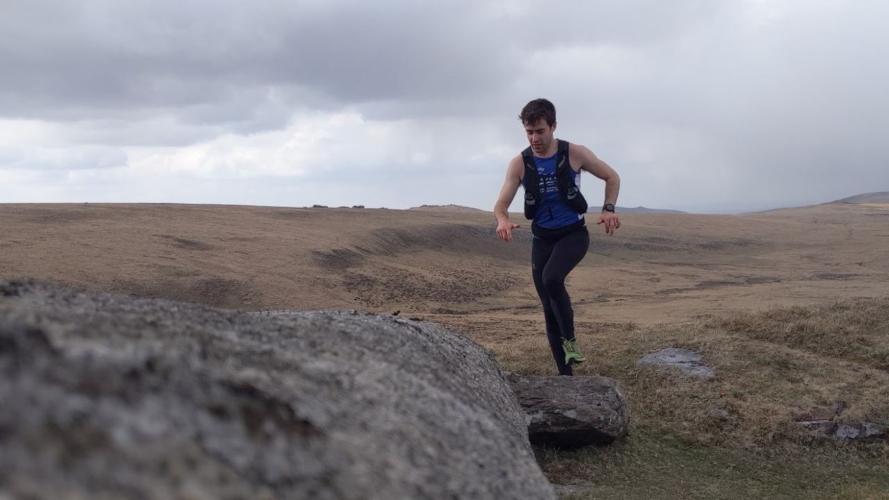 Jack tackles epic Dartmoor run in memory of his dad | Western Morning News