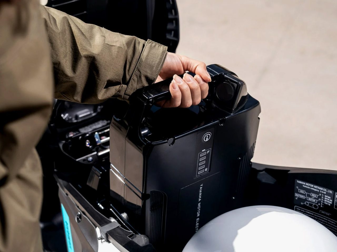 Battery-Swapping Tech Gives Electric Motorcycles an Edge | Western ...