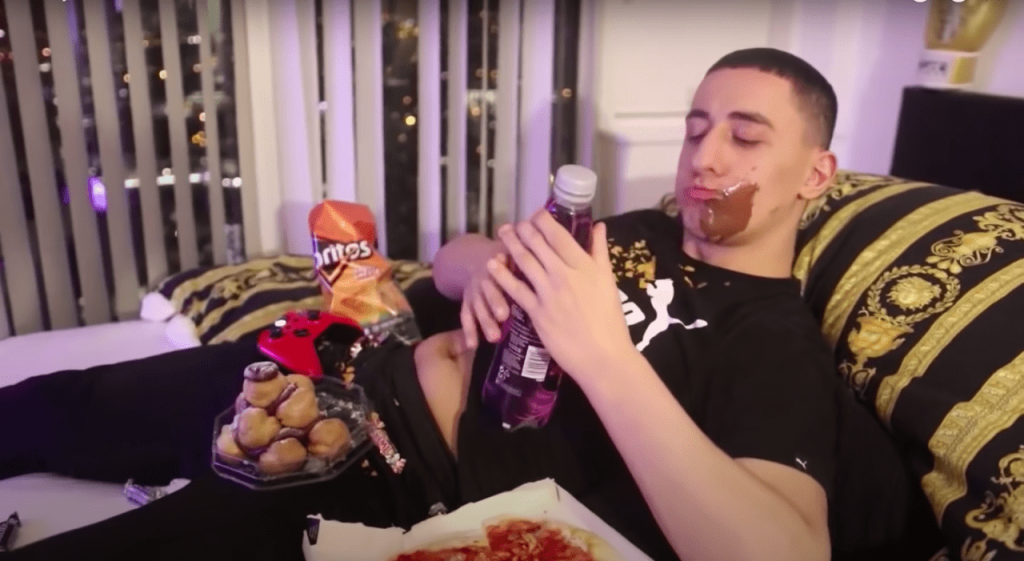 How YouTube star AnEsonGib went from morbidly obese gamer to ripped ...
