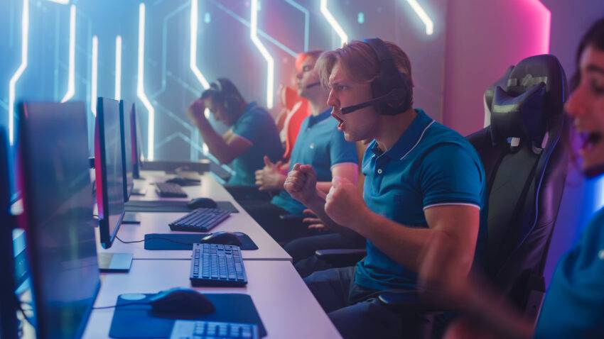 Is it a Good Idea to Start a Gaming Business in the UK in 2024 ...