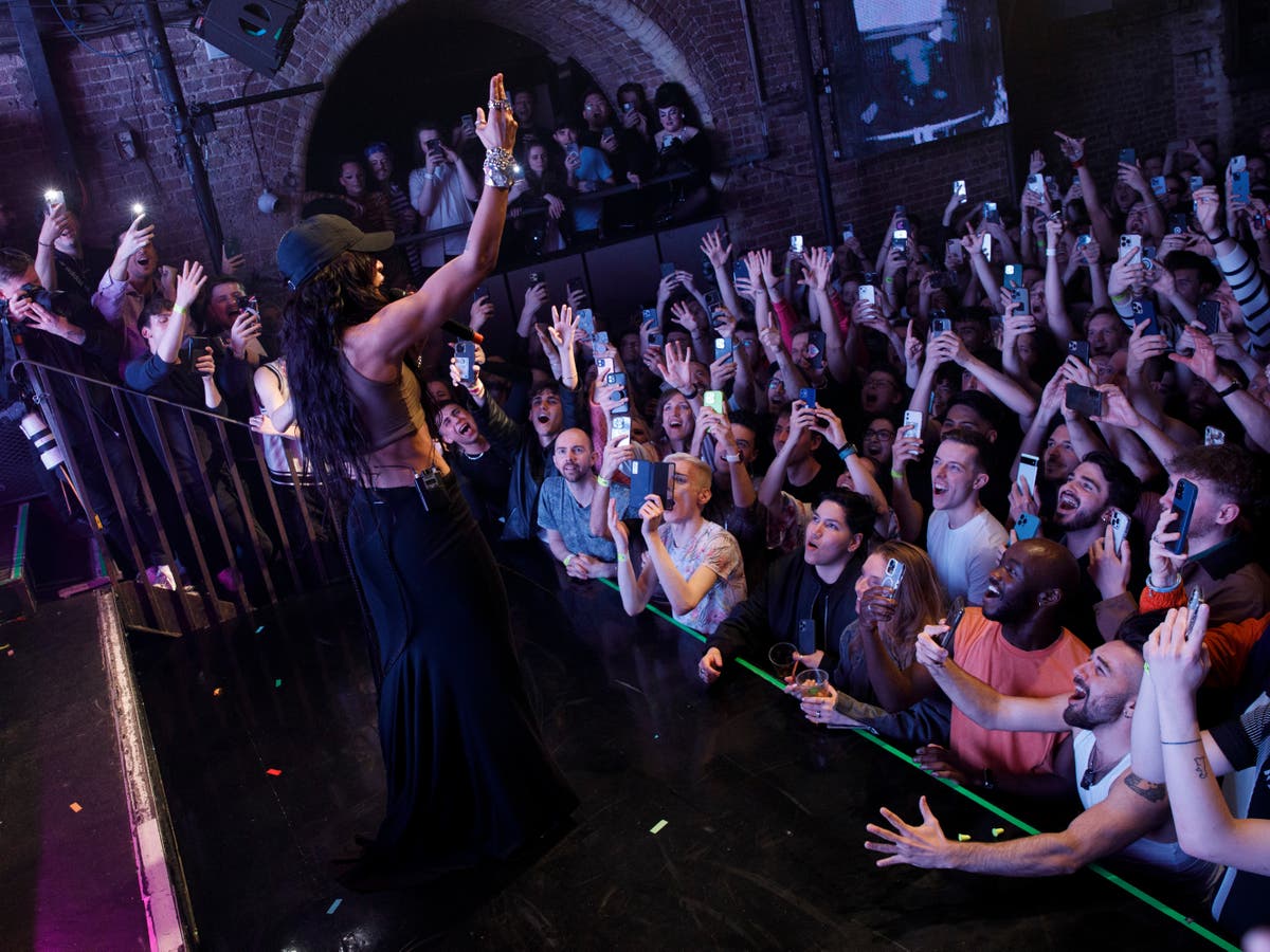 Music Venue Trust teams up with ‘people’s social media platform’ WeAre8 ...
