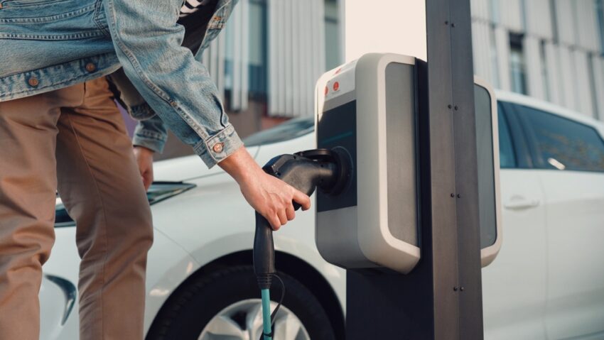Believ secures £300m to roll out 30,000 public EV charge points across ...