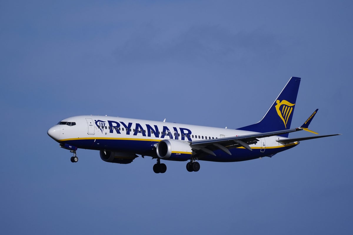 Ryanair passenger numbers up 2% in August | Western Morning News