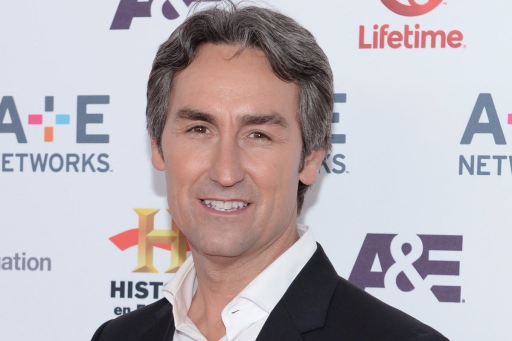 American Pickers star Mike Wolfe and girlfriend land in hospital after ...