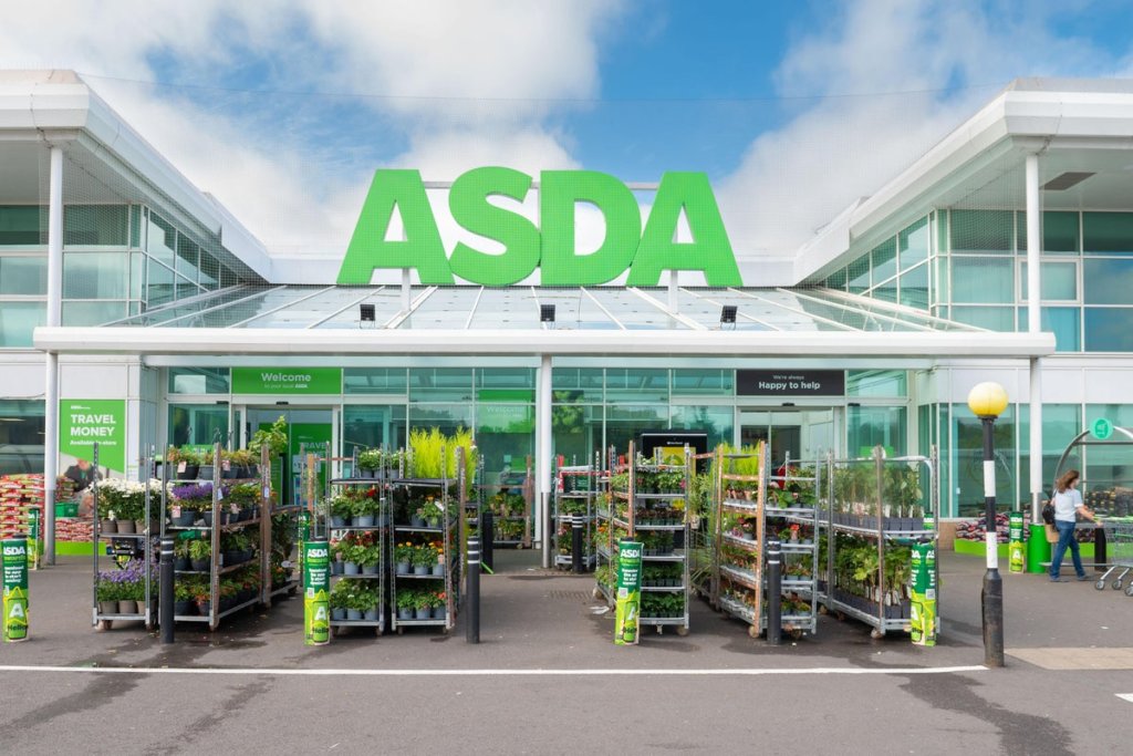 Asda tumbles to near-£1bn loss amid heavy price cutting | Western ...
